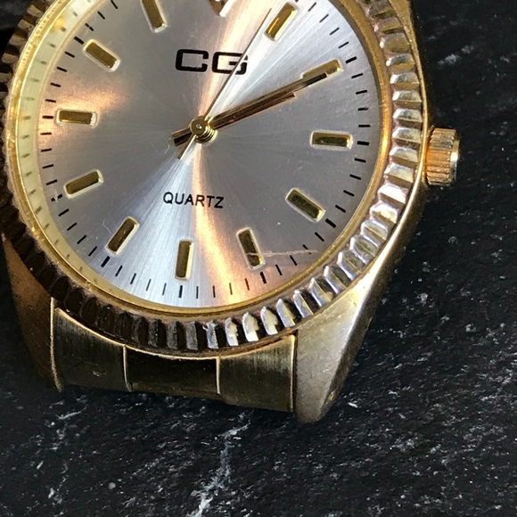 CG | Accessories | Vintage Cg Quartz Watch Silvergold Tone Flex Band ...
